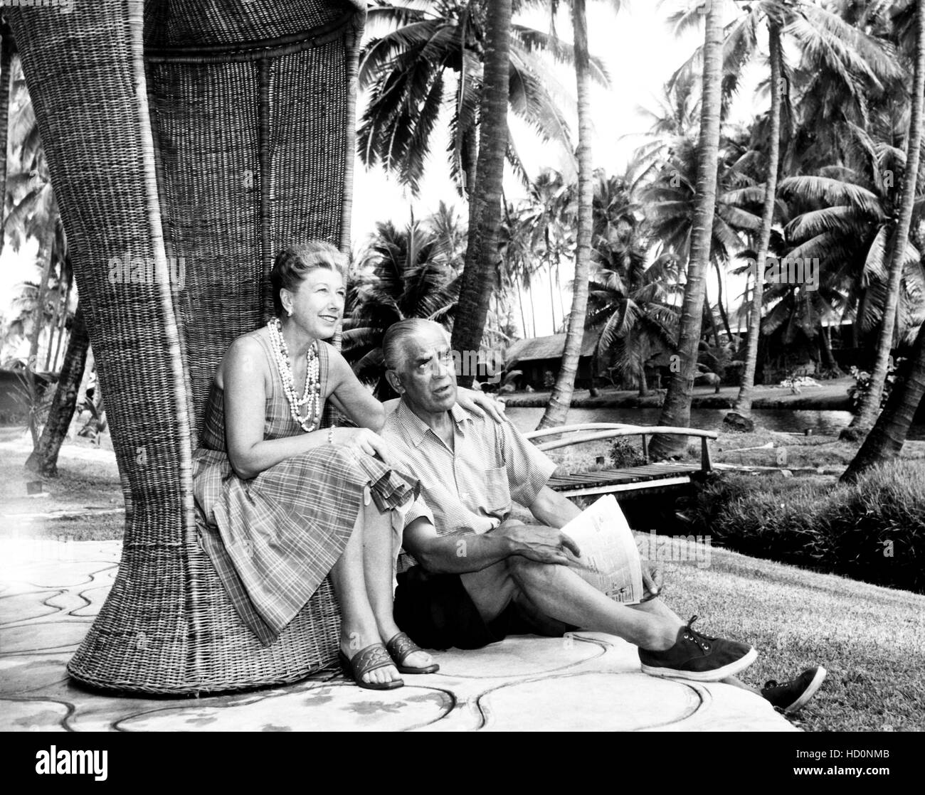 Boris Karlof, right, and his fifth wife, Evelyn Karloff, in Hawaii ...