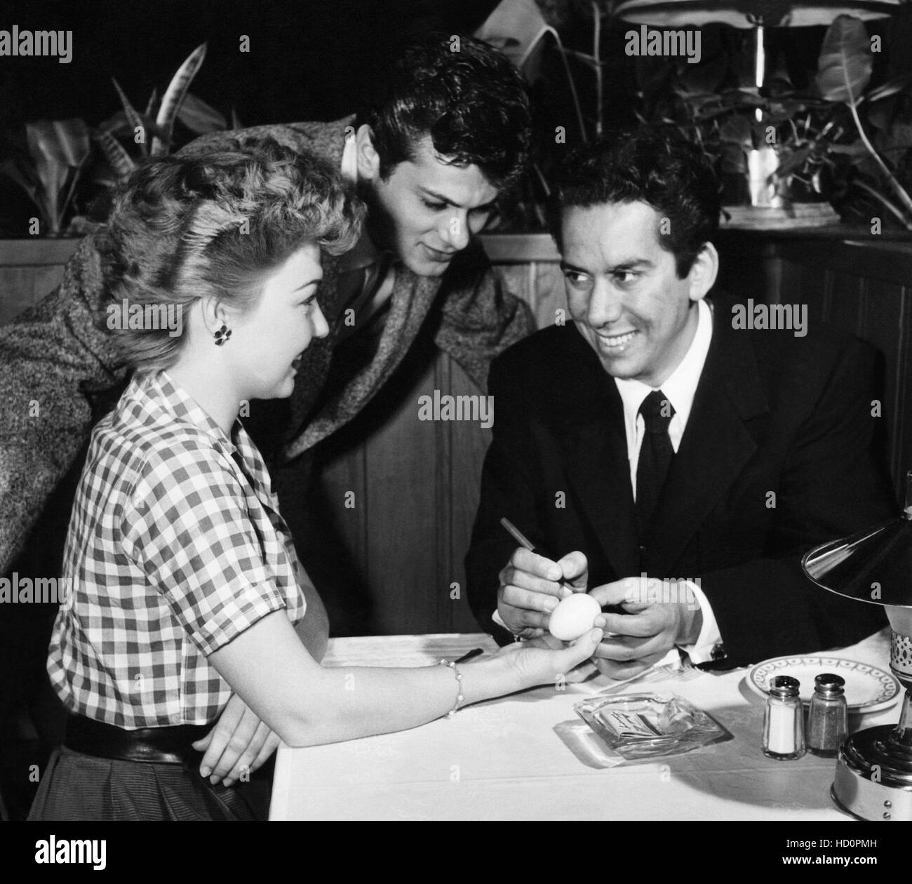 From left, Mary Hatcher, Tony Curtis, Carmen Cavallaro, at the ...