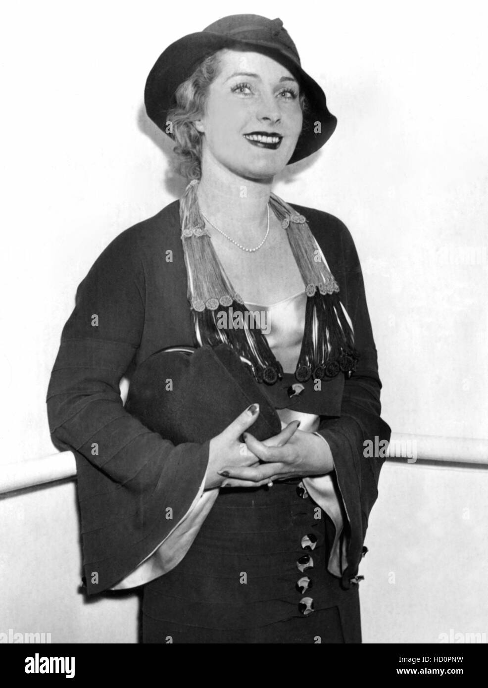 Catherine Dale Owen arrives in New York aboard the Ile de France ...