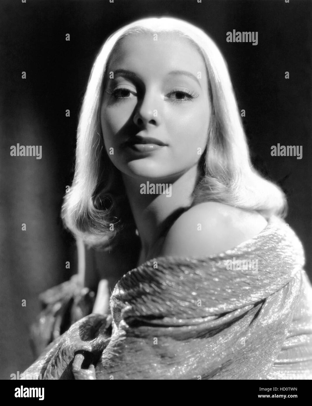 Evelyn Keyes, 1939 Stock Photo - Alamy