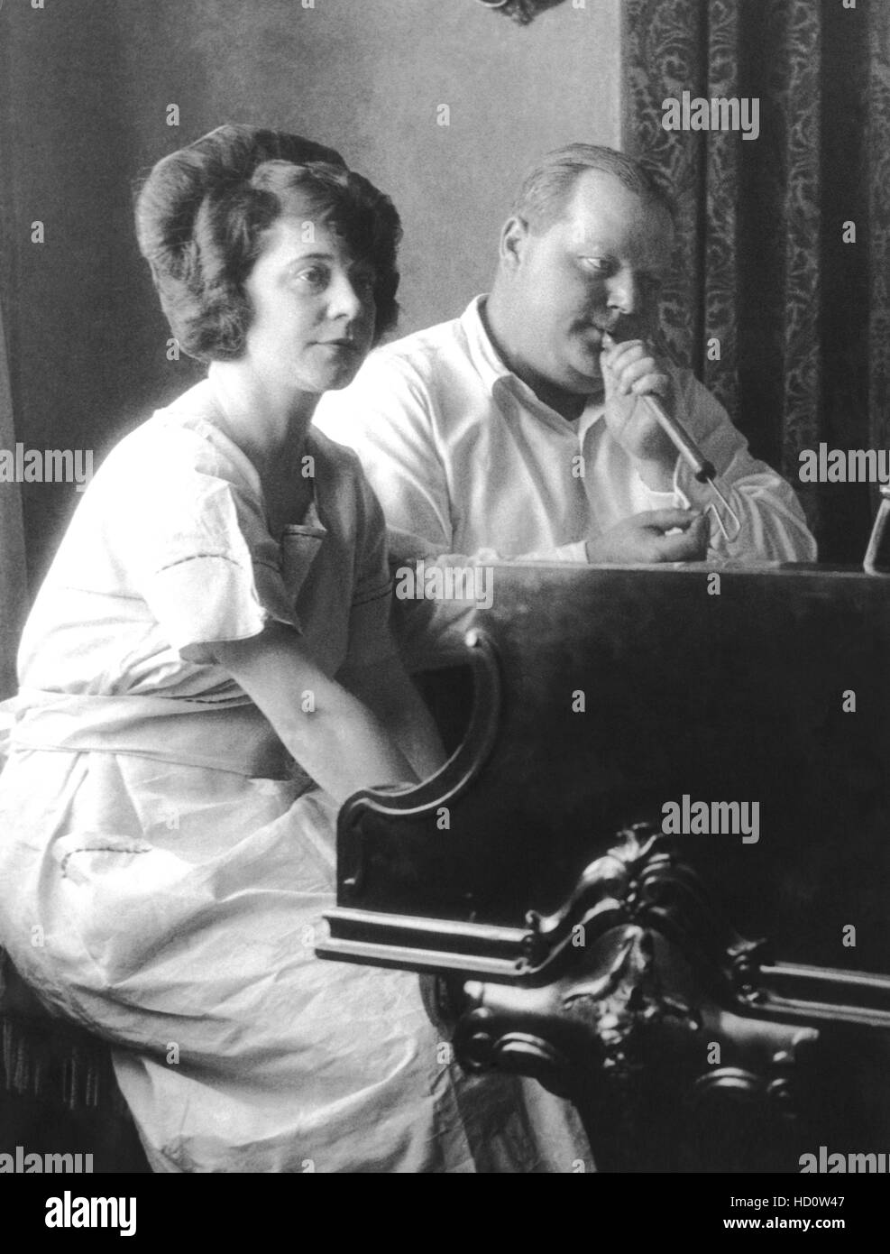 Minta Durfee, Roscoe 'Fatty' Arbuckle, in San Francisco hotel after ...