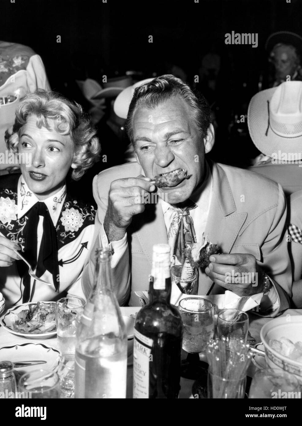 From left: Marilyn Johnson and husband Forrest Tucker attending Share ...