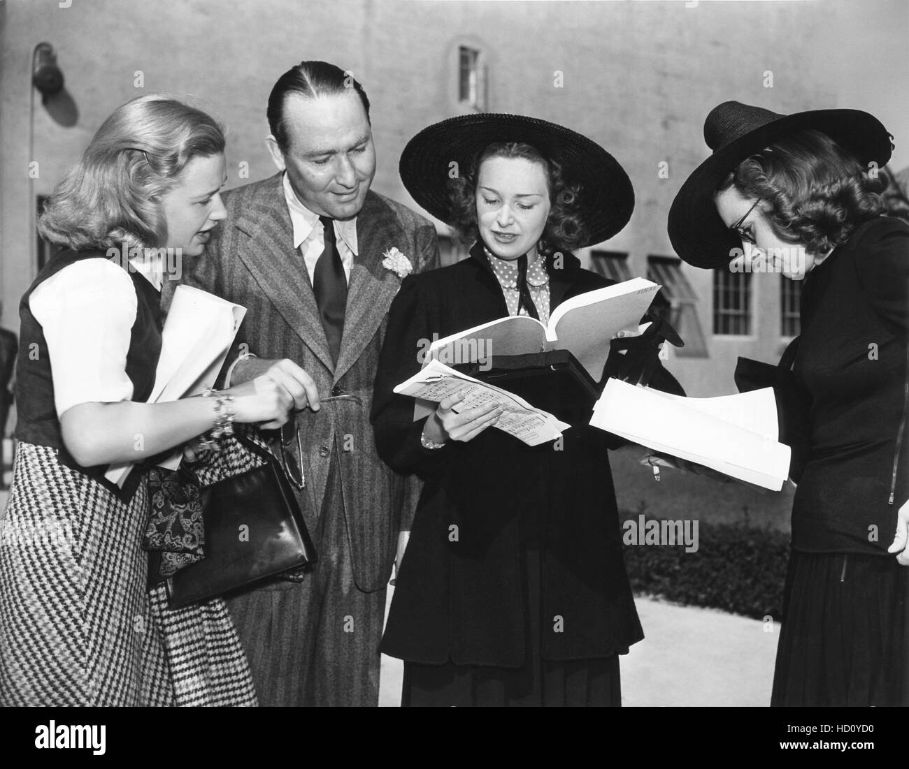 Warner Bros. producer Hal Wallis, second from left, with, from left ...