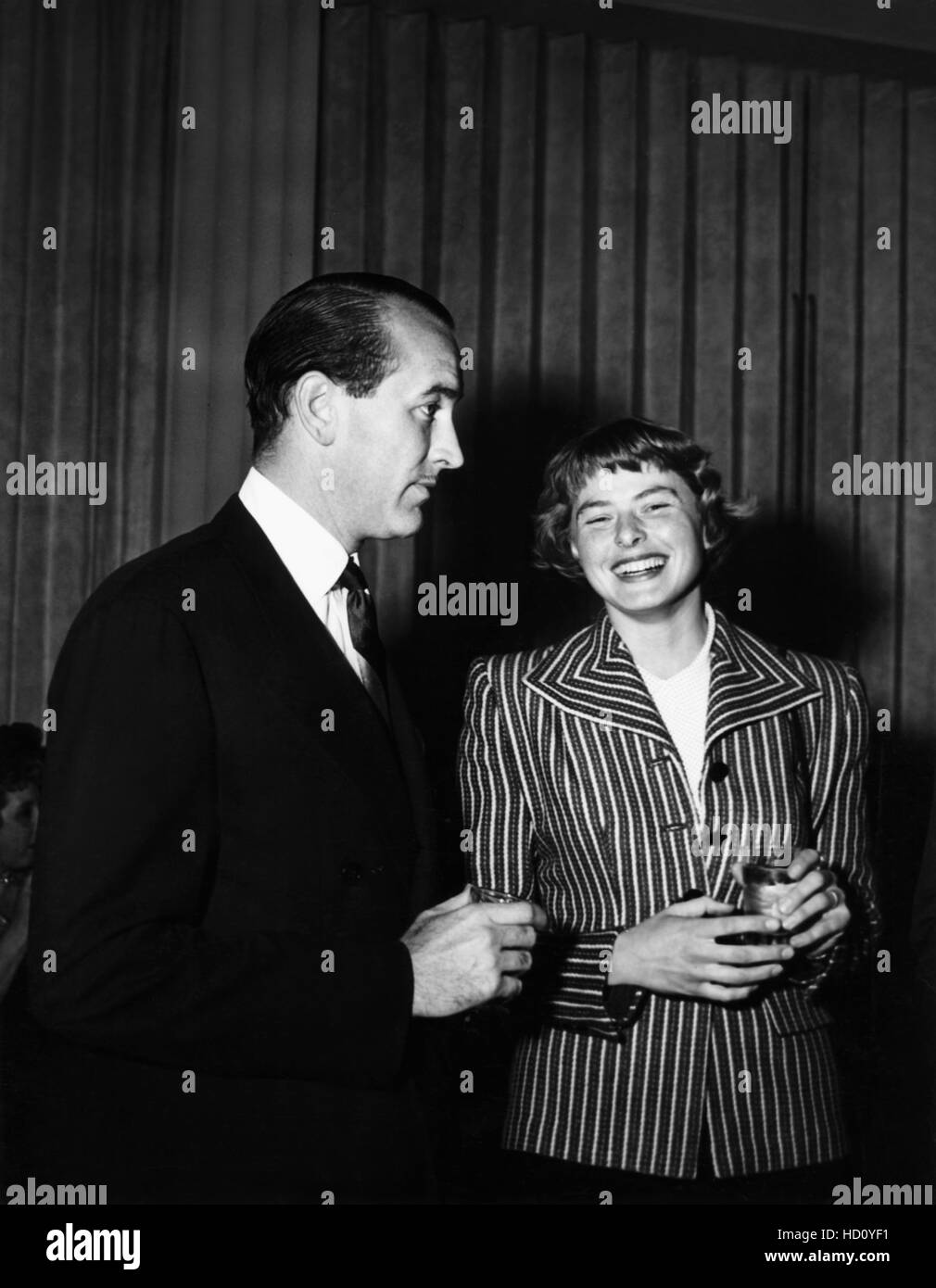 Lee Bowman, left, and Ingrid Bergman at the Beverly Hills Hotel, 1948 ...
