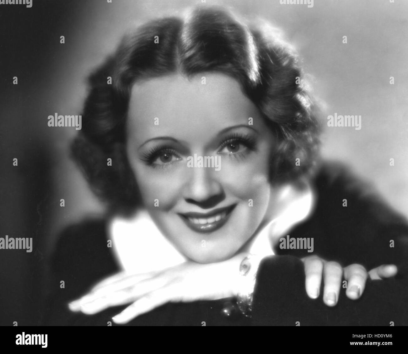 Inez Courtney, Columbia Pictures, 1934 Stock Photo - Alamy