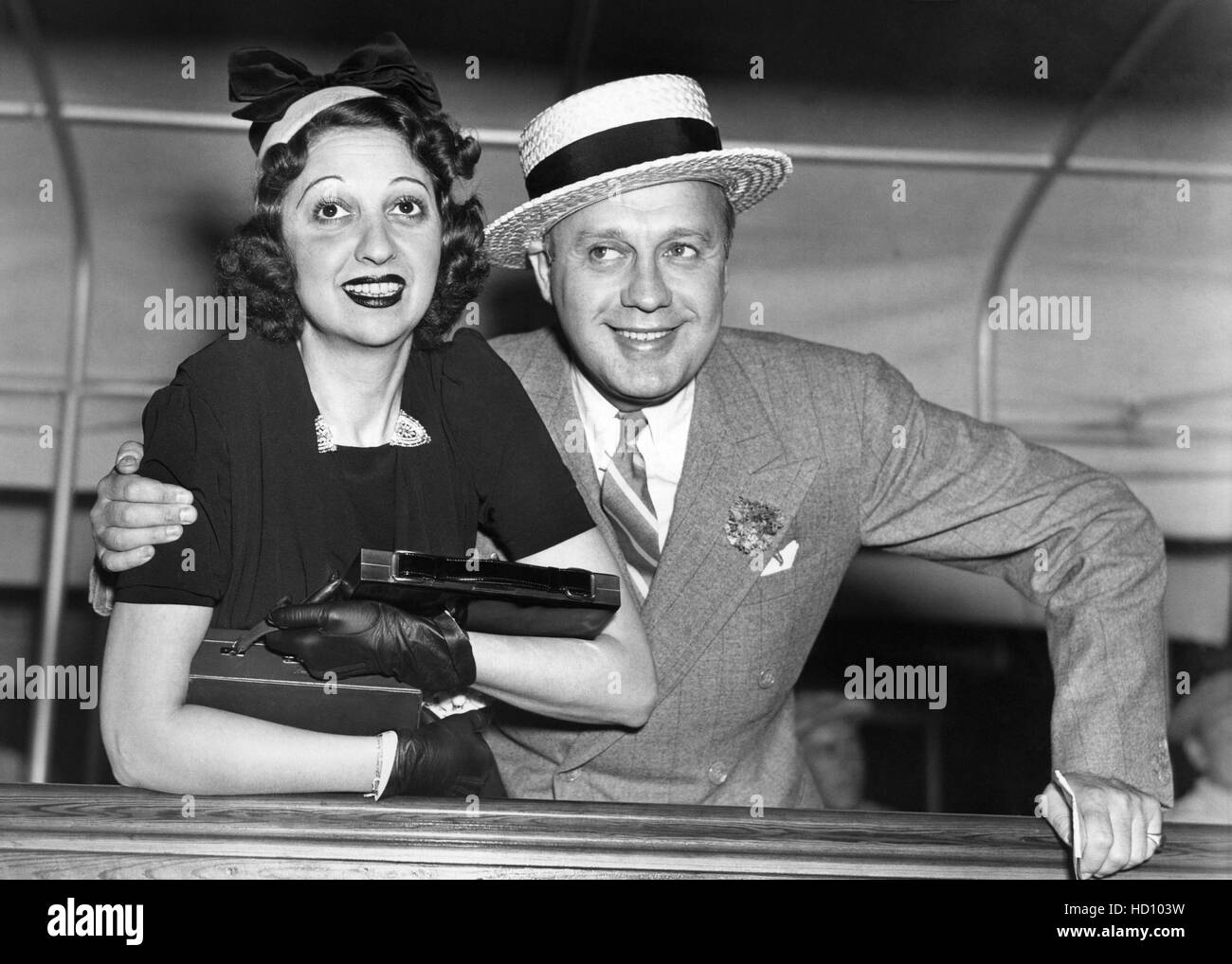 Jack Benny with wife, Mary Livingstone, 1937 Stock Photo - Alamy