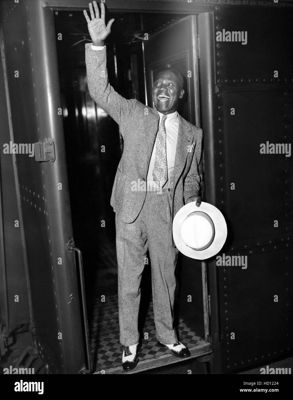 Bill Robinson, (aka Bill 'Bojangles' Robinson), arriving in New York ...