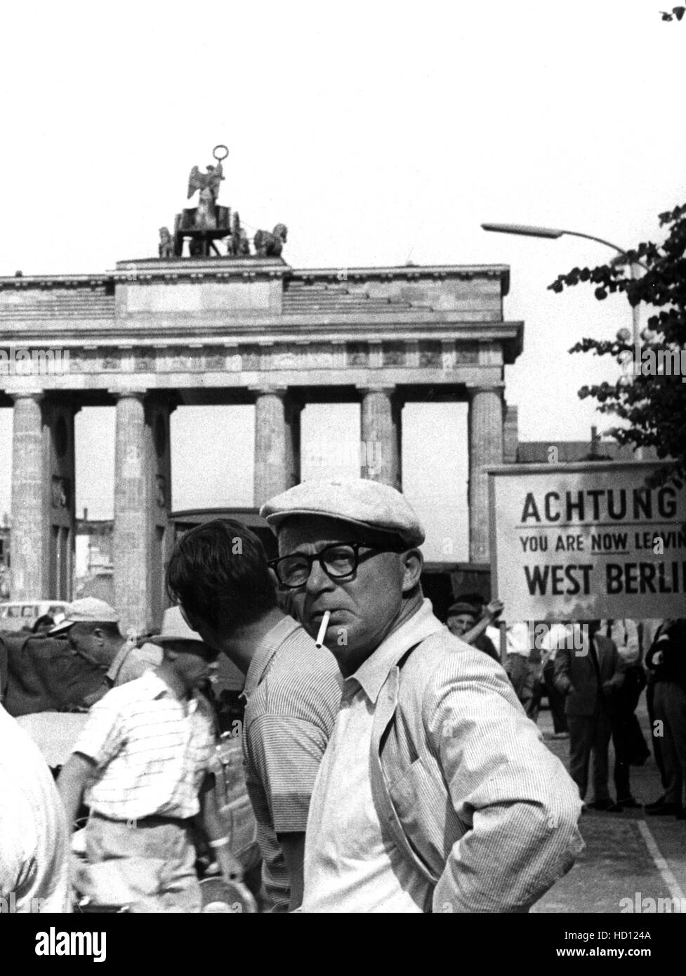 ONE, TWO, THREE, Director BILLY WILDER on location in Berlin, 1961 ...