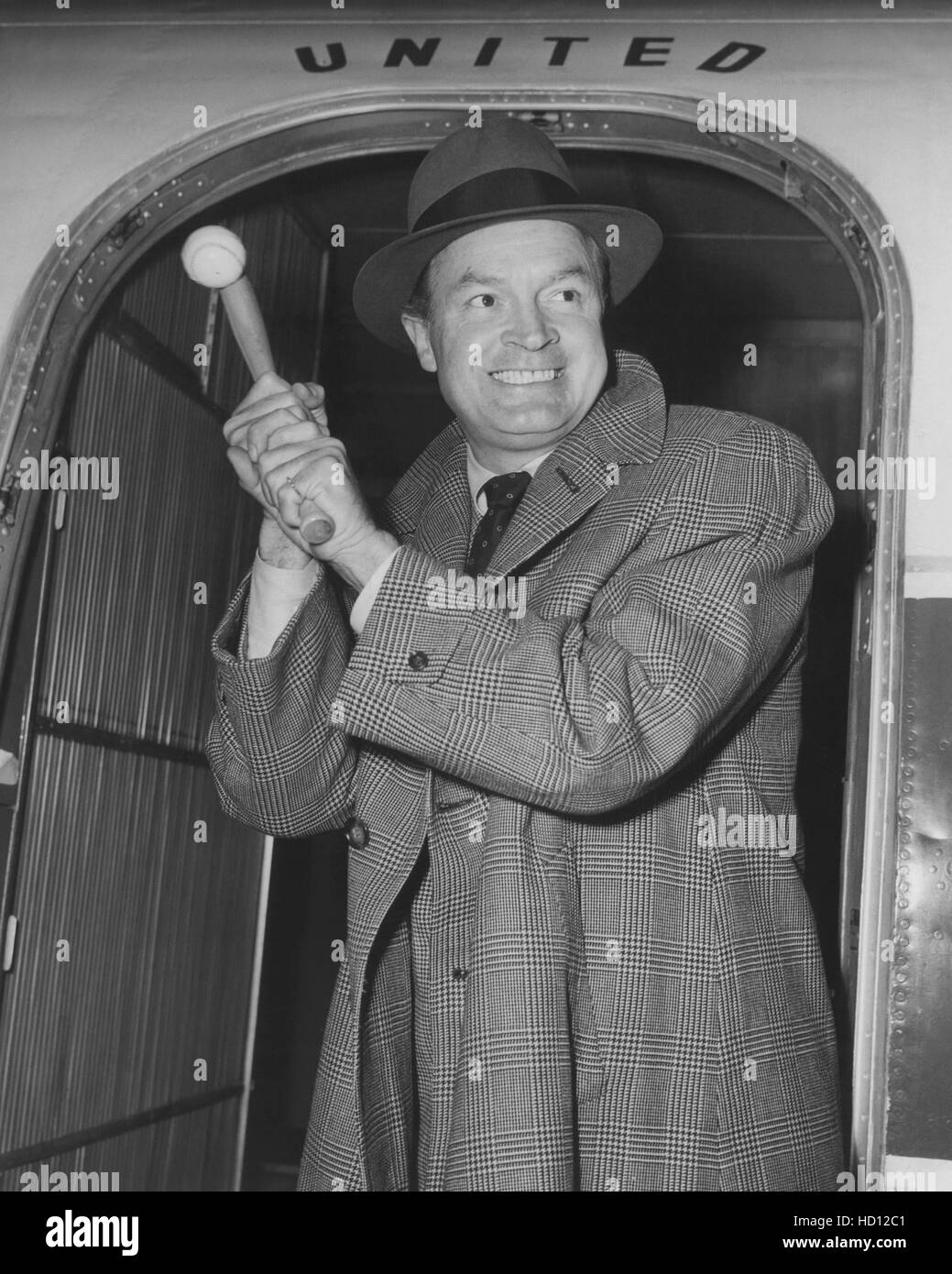 Bob Hope arriving in New York to attend the World Series between the ...