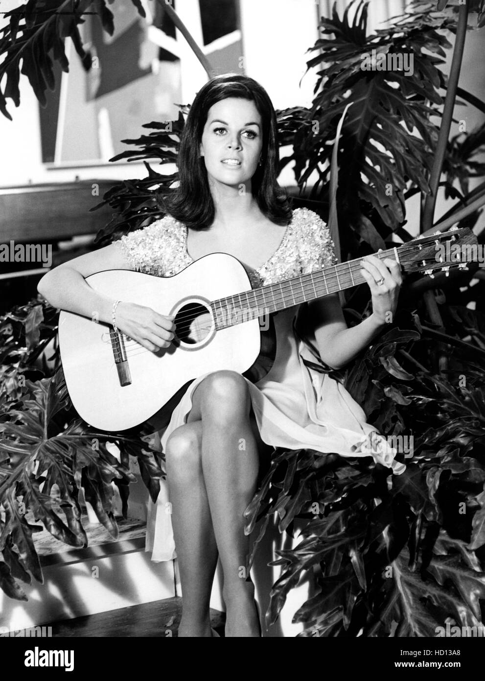 Claudine Longet Singing Playing Guitar During A Tv Christmas