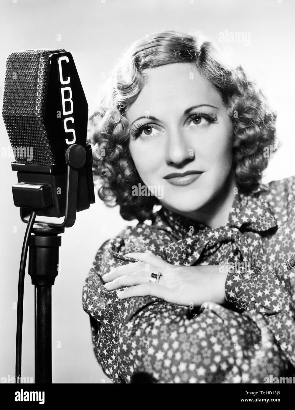 Connie Boswell, (aka Connee Boswell), 1938 Stock Photo - Alamy