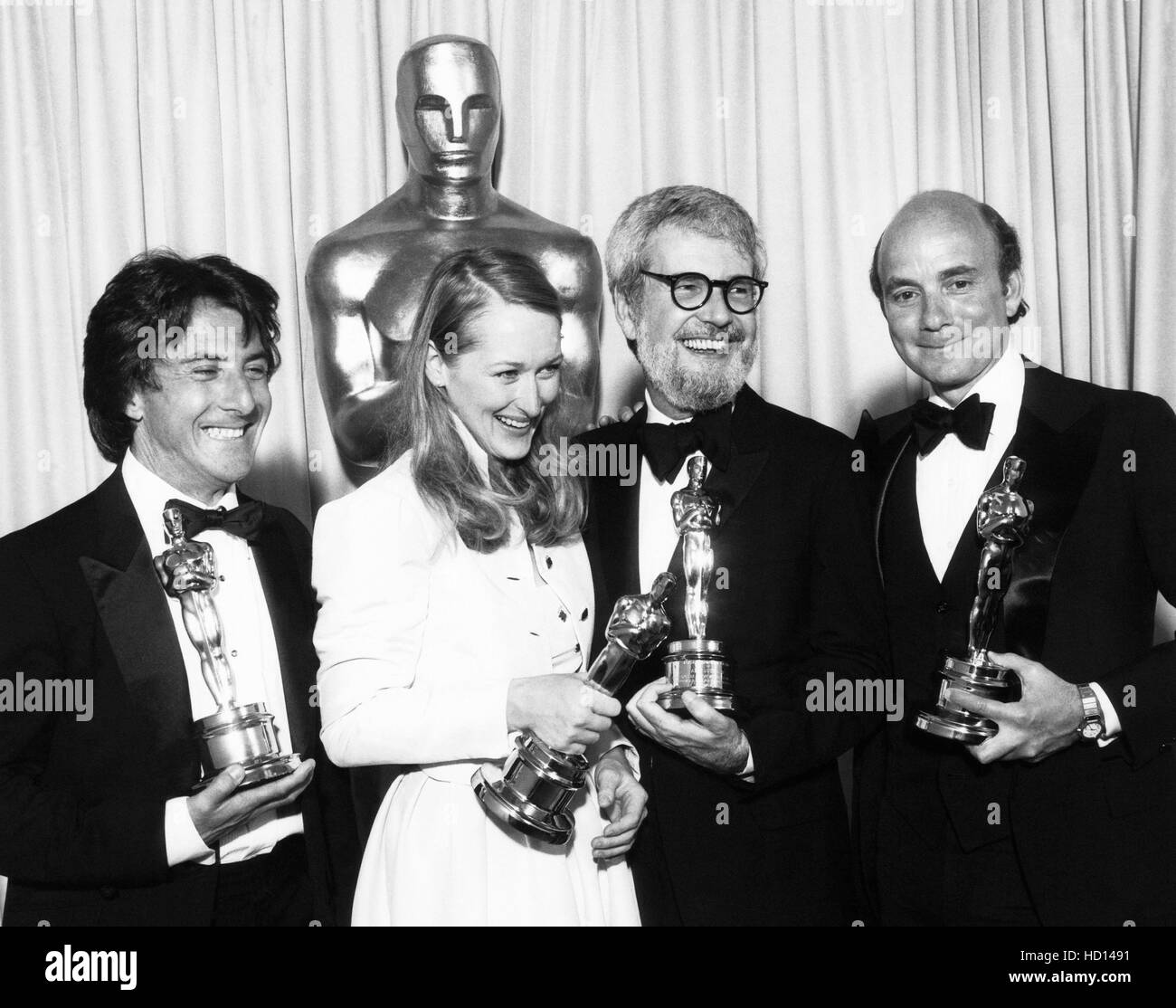From left: Dustin Hoffman, Meryl Streep, Robert Benton, Stanley Jaffe ...