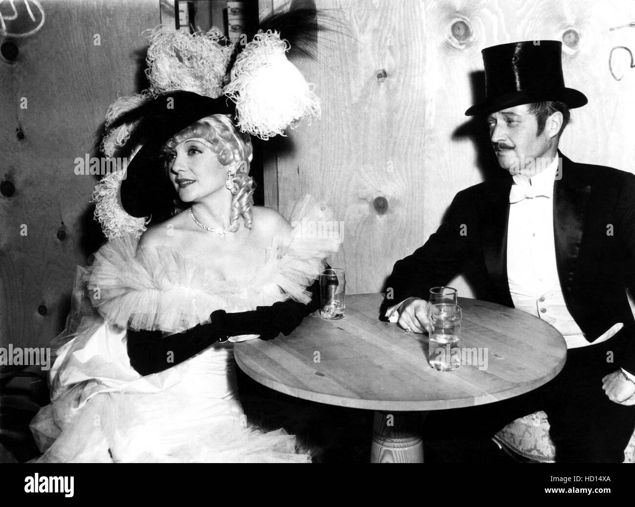 From left: Lilyan Tashman with husband Edmund Lowe, at a Hollywood ...