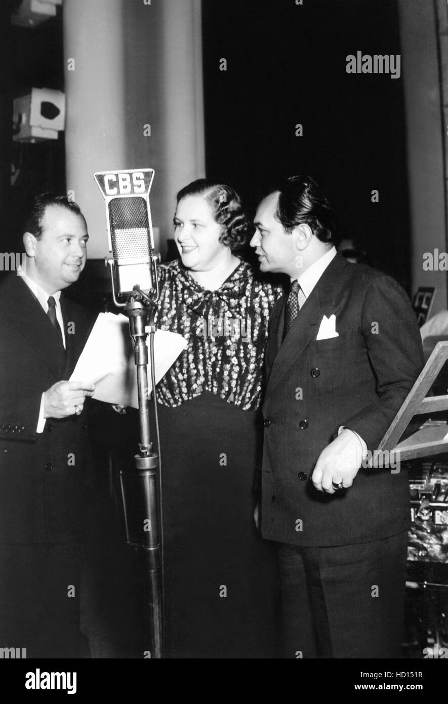 From left: Ted Collins, Kate Smith, Edward G. Robinson at the CBS radio ...