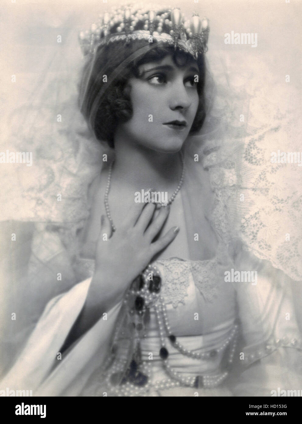Edith Roberts, ca. 1923 Stock Photo - Alamy