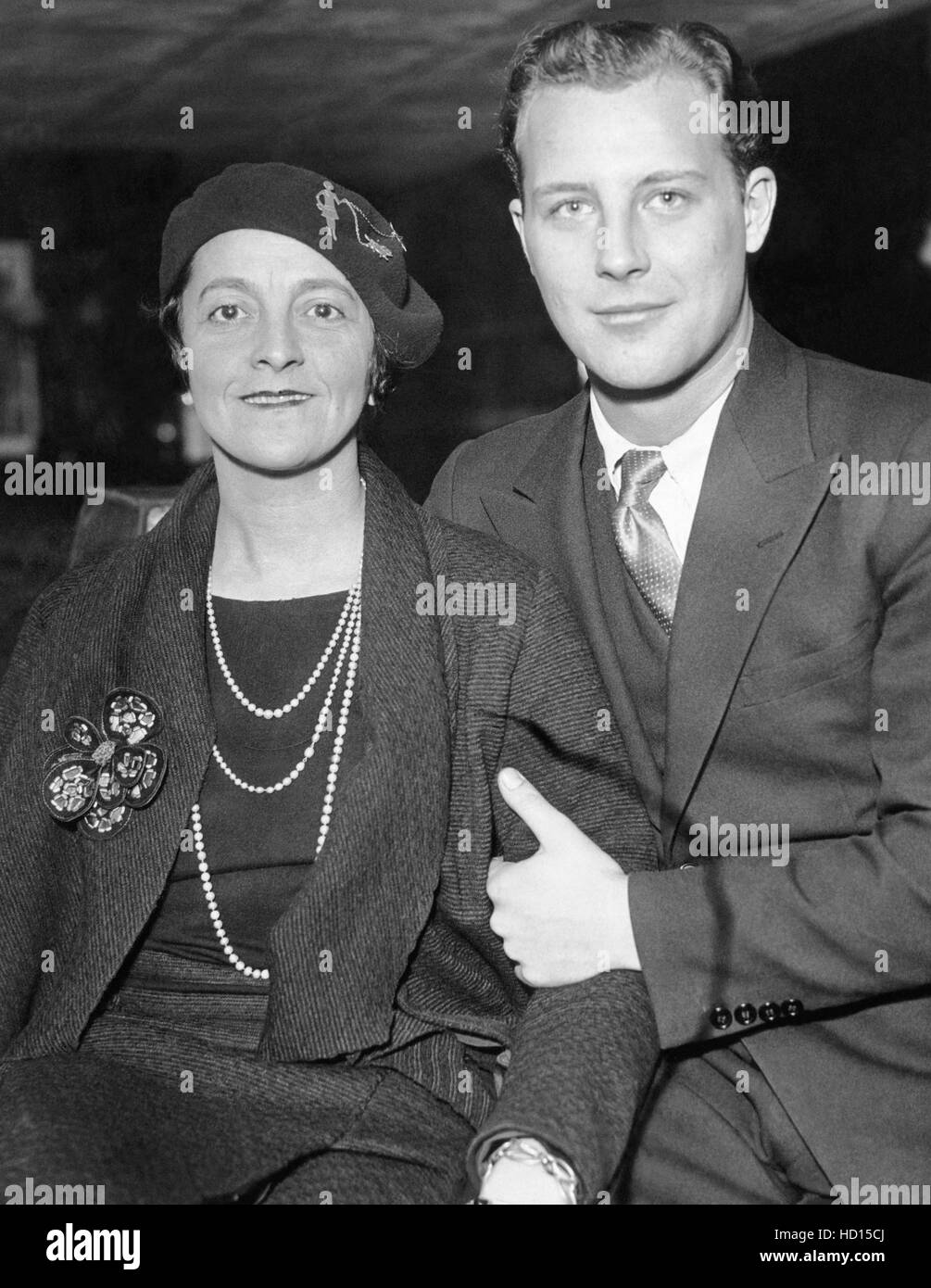 Actress and screenwriter Elsie Janis, left, and her husband, Gilbert ...