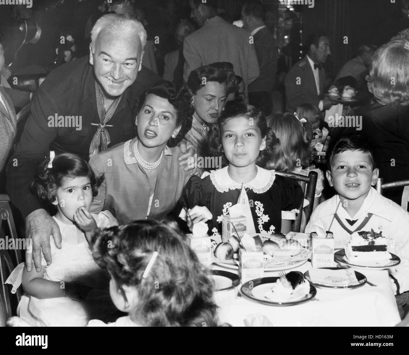 Frank Sinatra's first wife, Nancy Sinatra, seated second from left ...