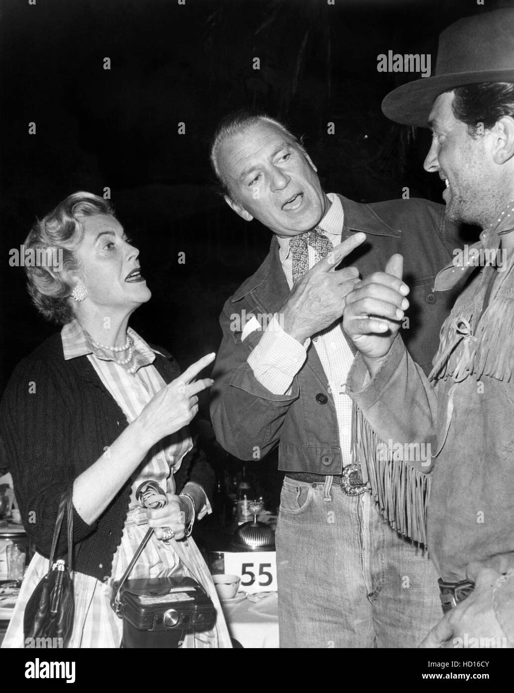 Mr. and Mrs. Gary Cooper (Sandra Shaw), Dean Martin, 1958 Stock Photo ...