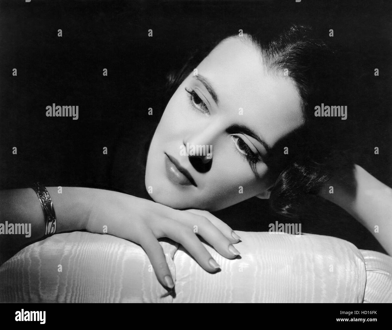 Gail Page, Warner Brothers portrait, ca. 1939 Stock Photo - Alamy