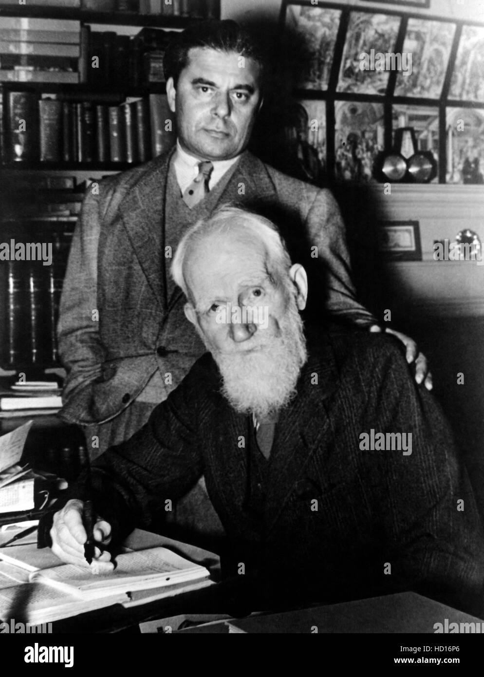 George Bernard Shaw in his flat with Gabriel Pascal, 1939 Stock Photo ...