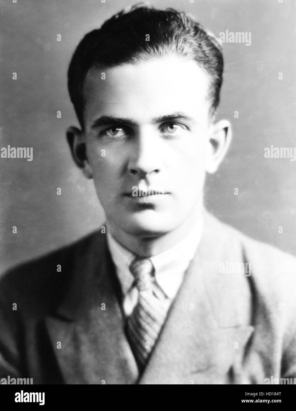 Hugh Sinclair, 1930s Stock Photo - Alamy