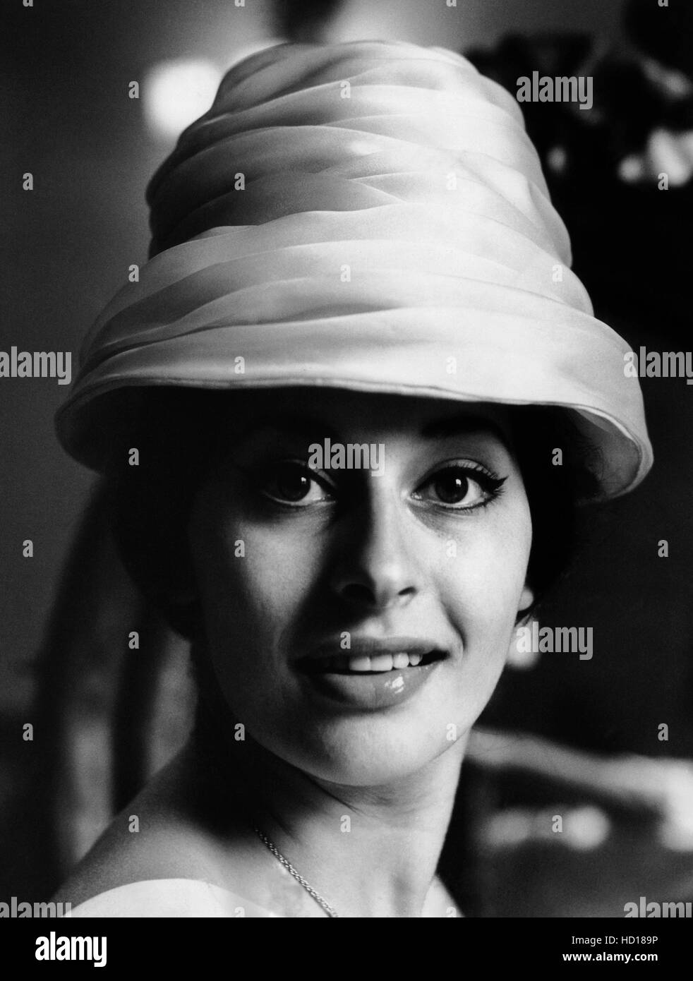 Ina Balin, in Rome, wearing a hat by Renato Belestra, summer 1961 Stock ...