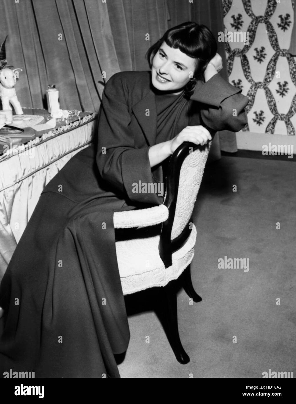 Ingrid Bergman, in her dressing room at the Alvin Theater, New York ...