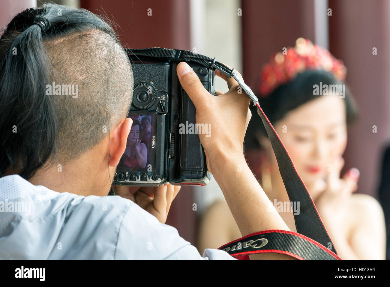 China camera hi-res stock photography and images - Alamy