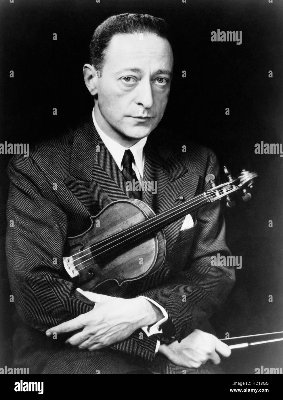 Jascha Heifetz, 1947 Stock Photo - Alamy