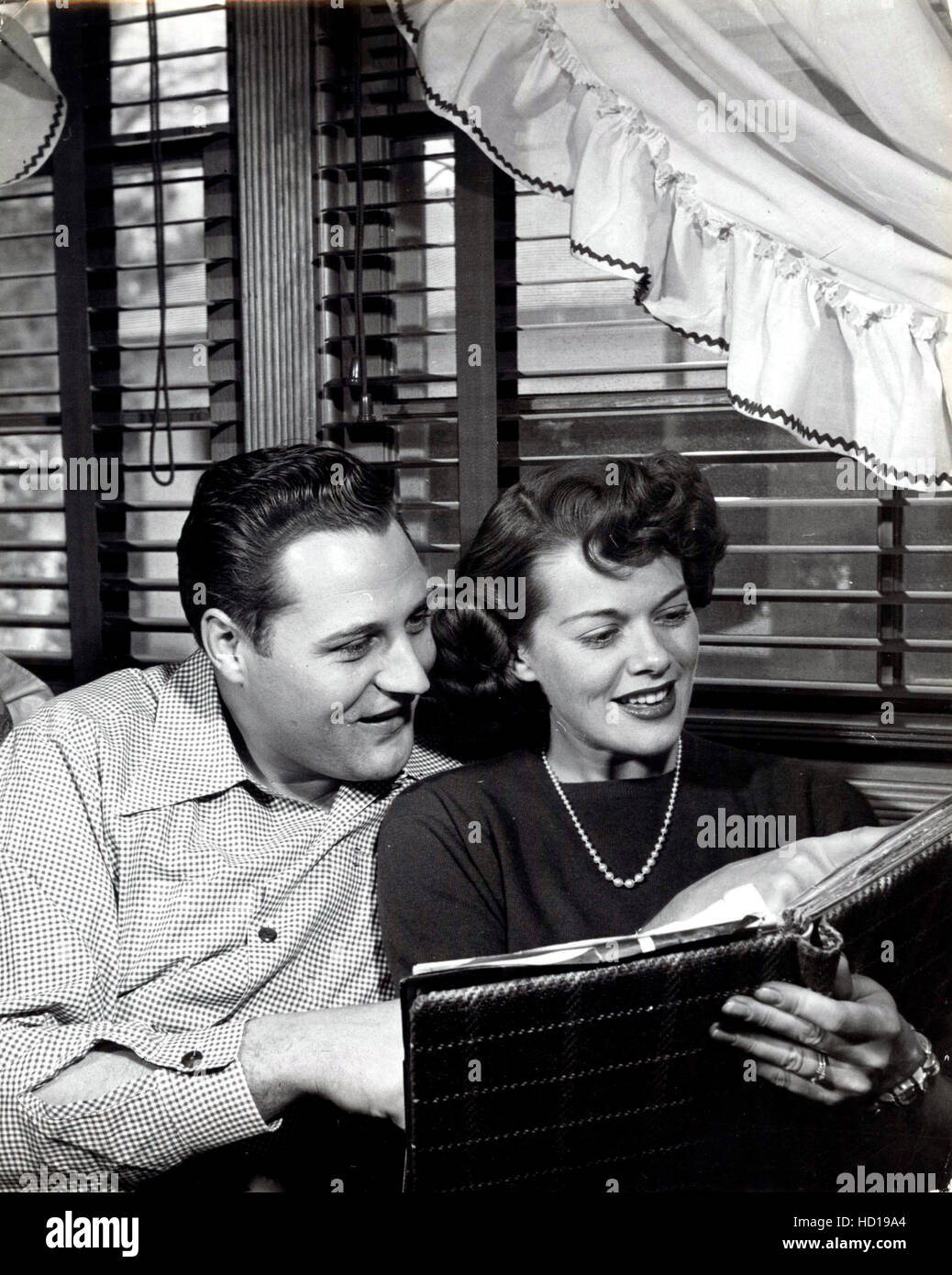 Janis Paige, right, and her first husband, Frank Martinelli, at home ...