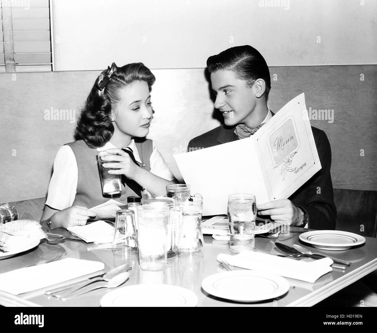 From left, Jane Powell, Roddy McDowall, in the MGM commissary, October ...