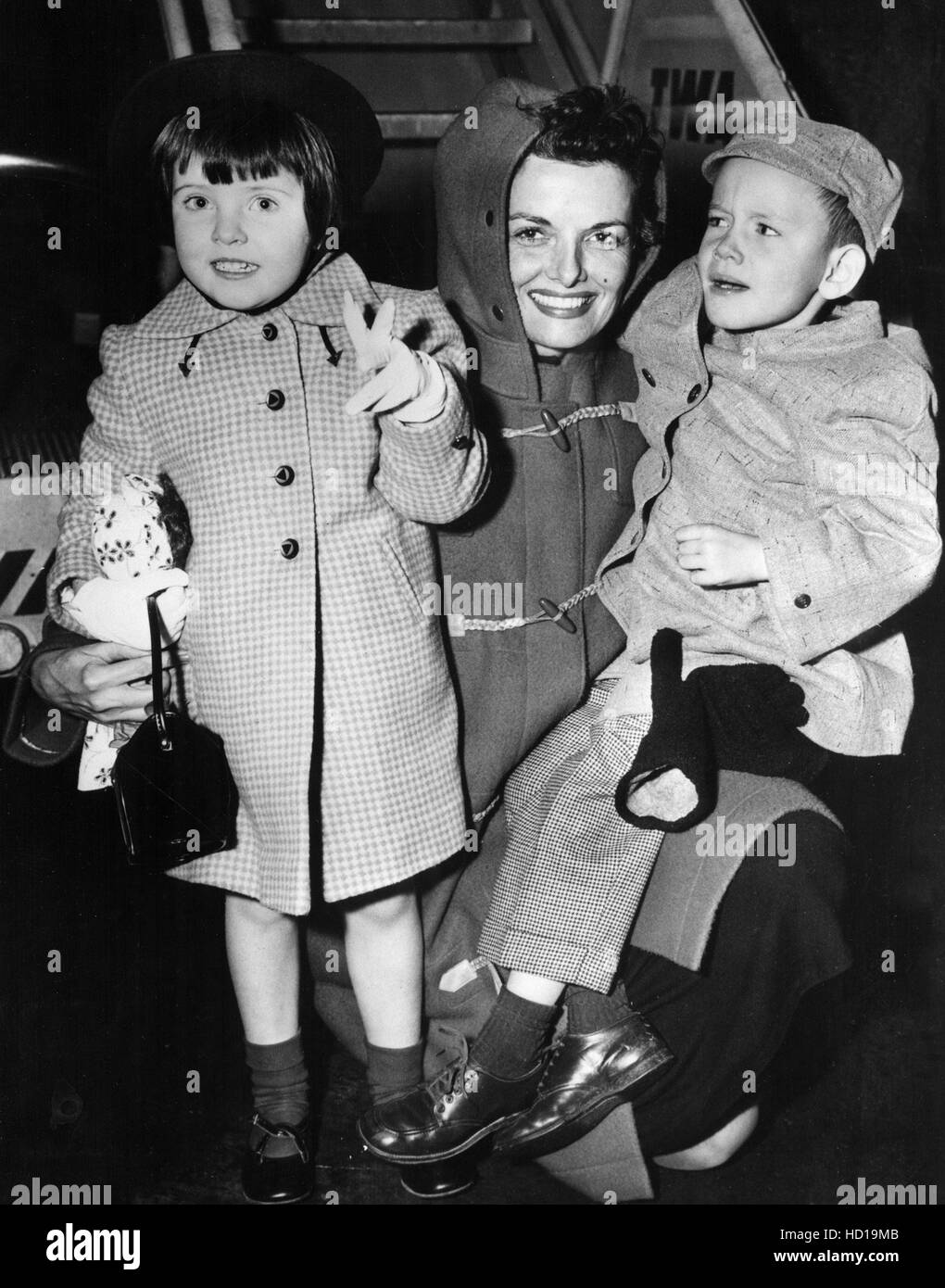 JANE RUSSELL, with her children Tracy (l.) and Tommy at NY's ...