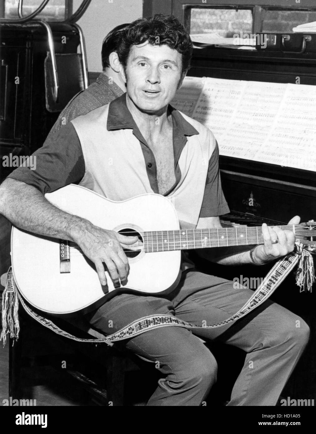 John Raitt rehearsing for summer theater tour of 'A Joyful Noise,' 1966 ...