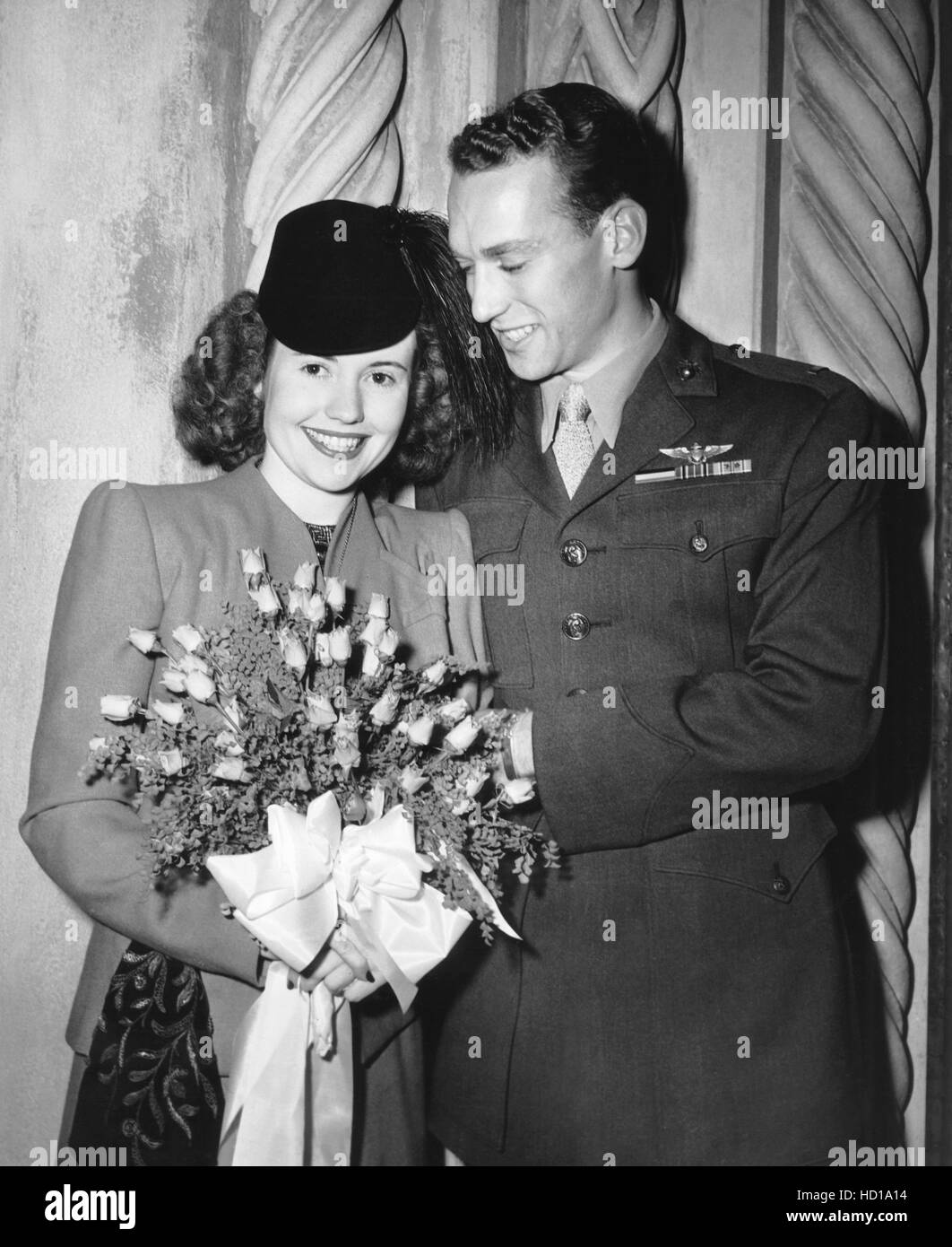 War bride 1945 hi-res stock photography and images - Alamy