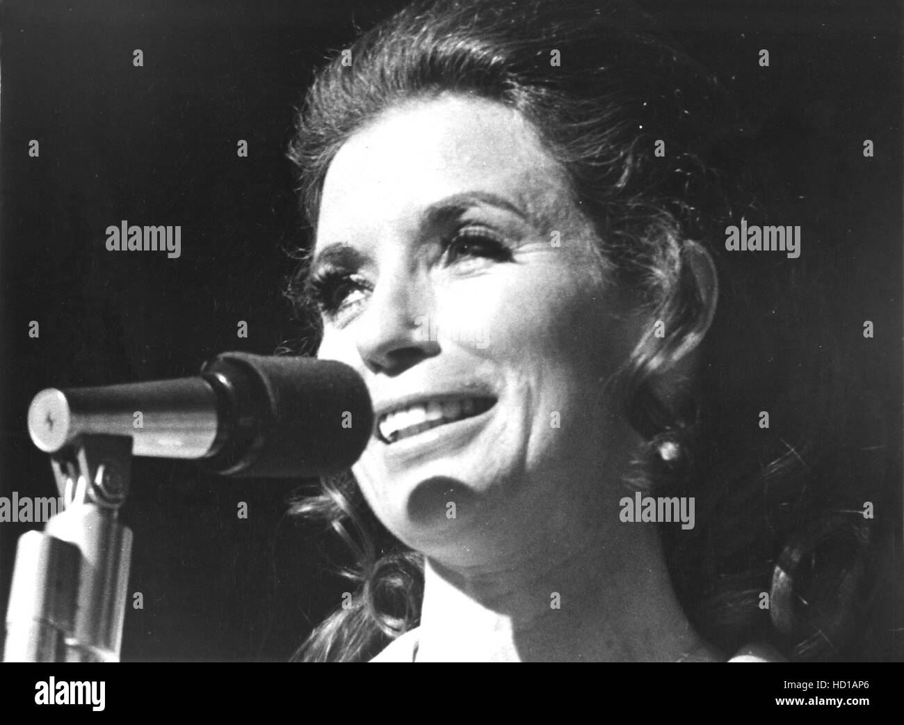 June Carter Cash in JOHNNY CASH - THE MAN, HIS WORLD, HIS MUSIC, 1969 ...