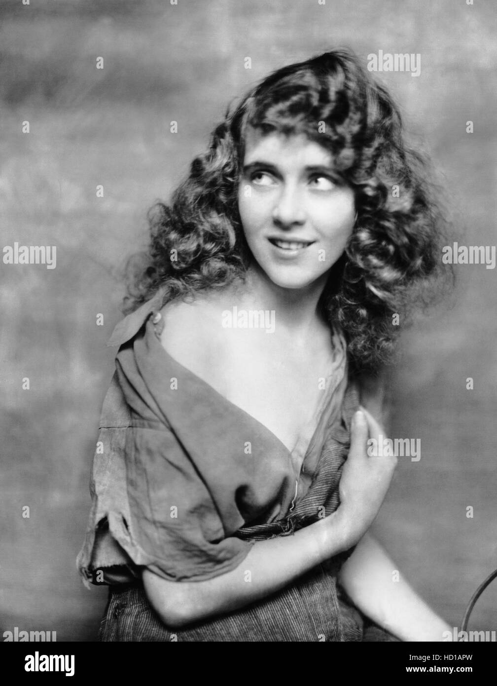 Silent movie actress June Caprice, 1917 Stock Photo - Alamy