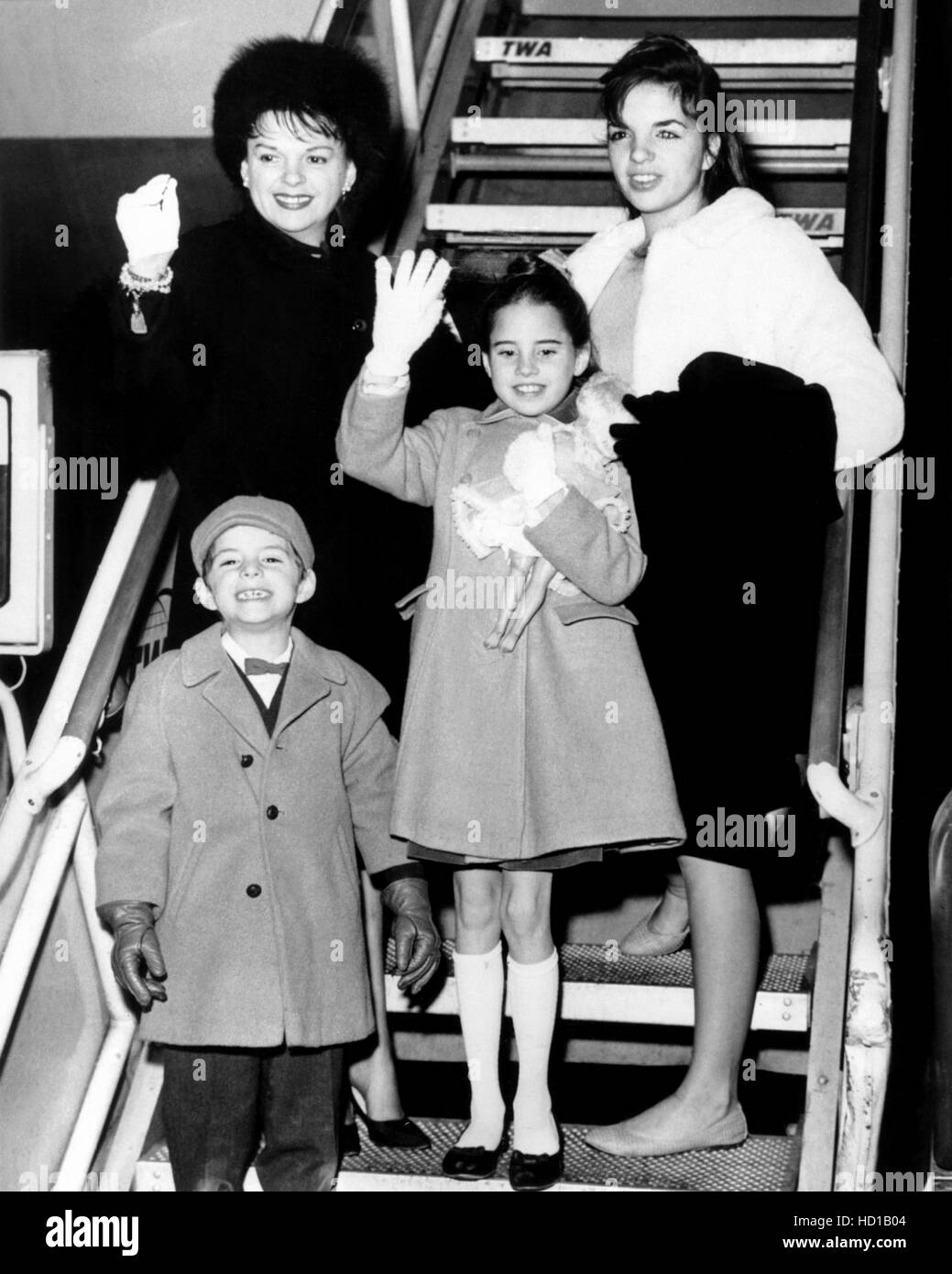 From left, Judy Garland, Joey Luft, (front), Lorna Luft, Liza Minnelli ...