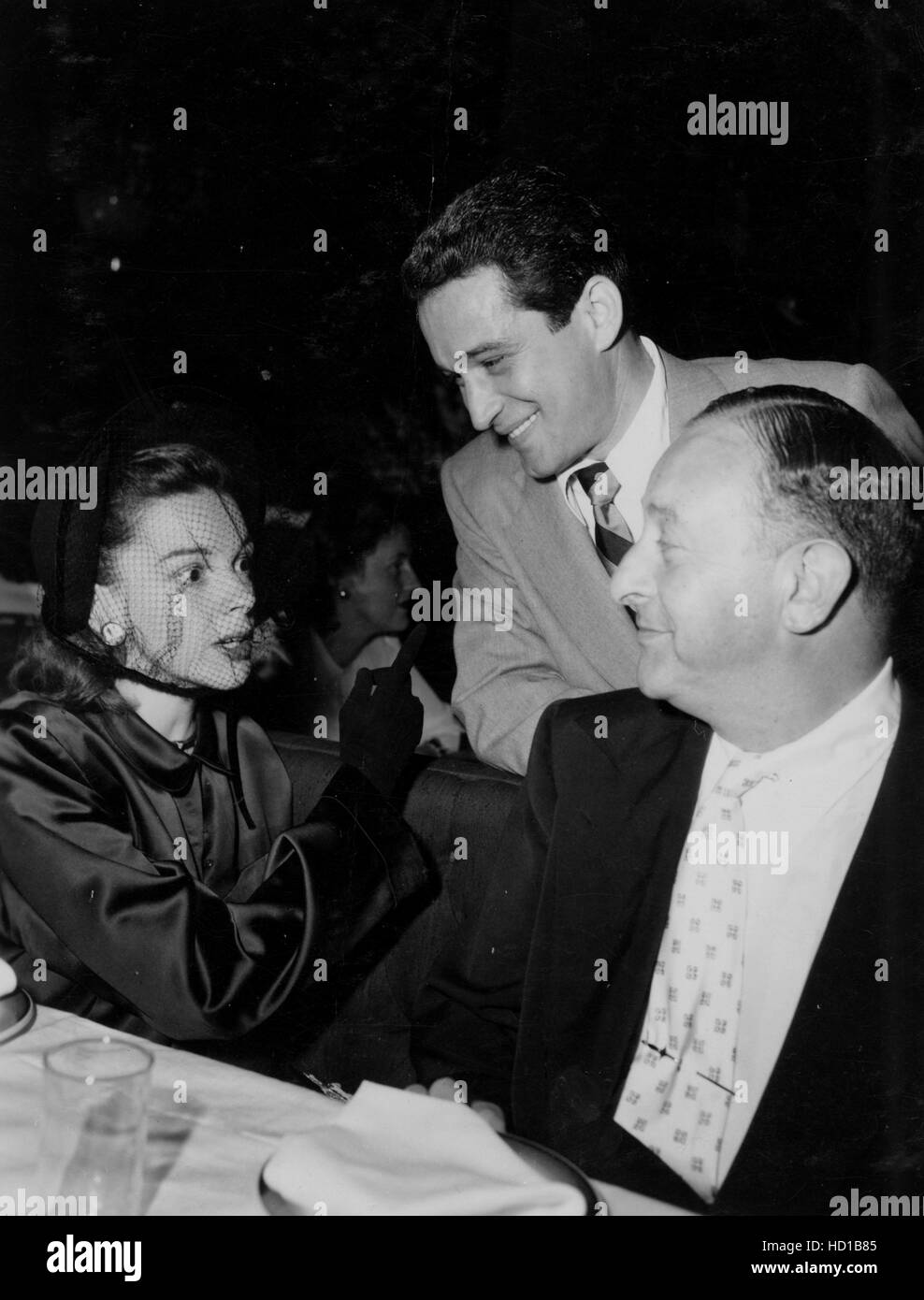 From left, Judy Garland, Perry Como, Arthur Freed, at the Mocambo, 1948 ...
