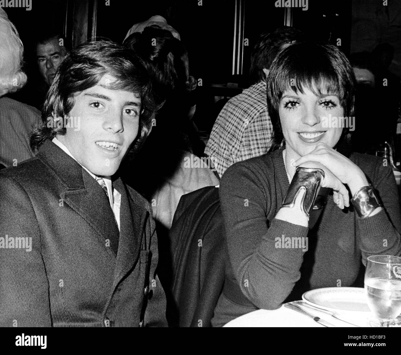Liza Minnelli, right, and her brother, Joey Luft, 1977 Stock Photo - Alamy