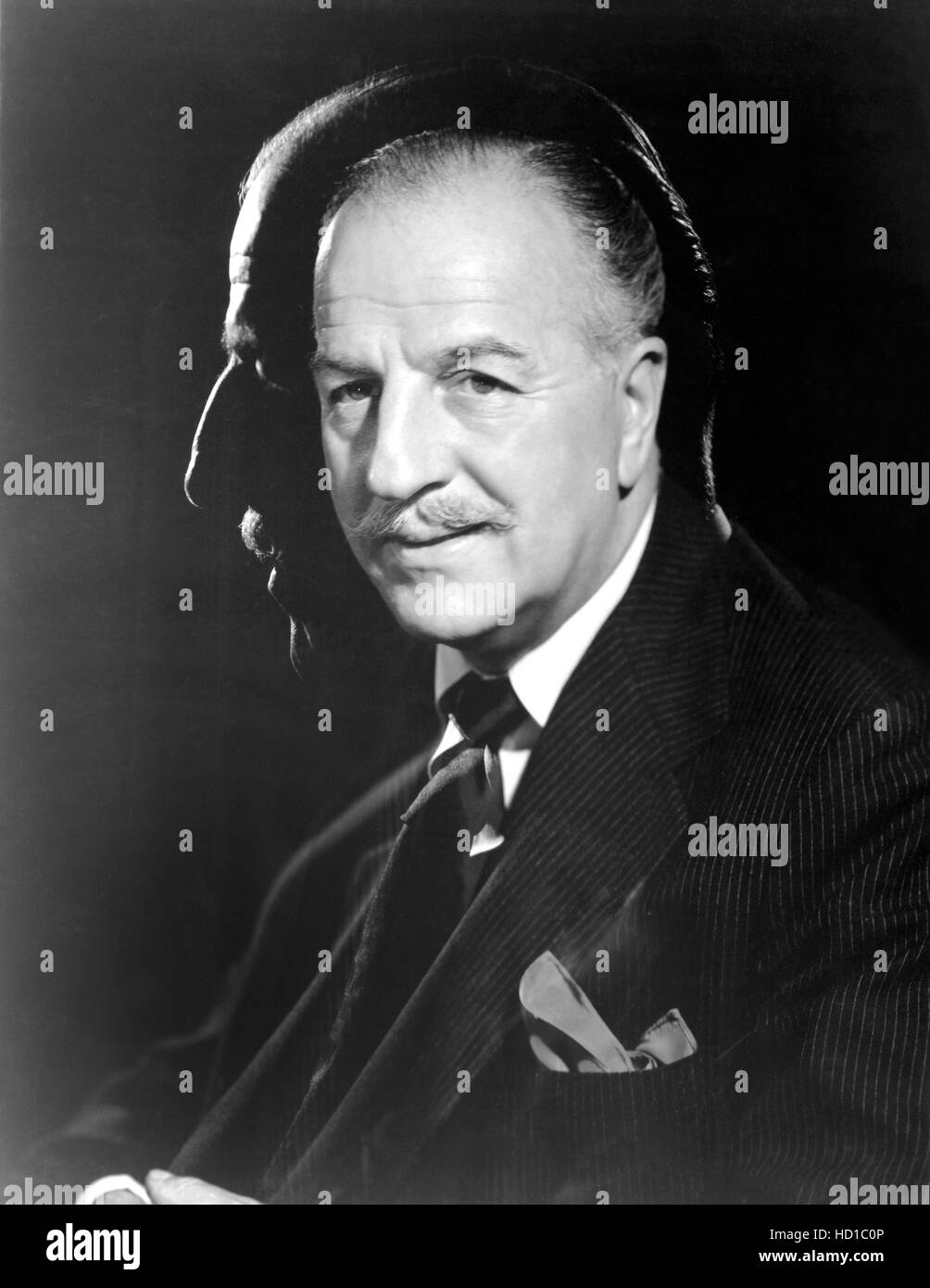 Louis Calhern, MGM portrait, 1952 Stock Photo - Alamy