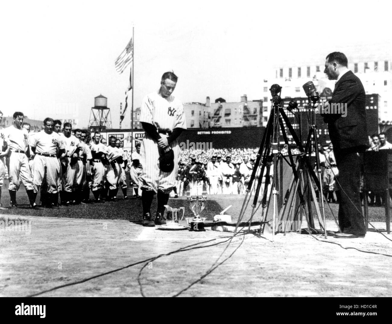 Lou gehrig 1930s hi-res stock photography and images - Alamy