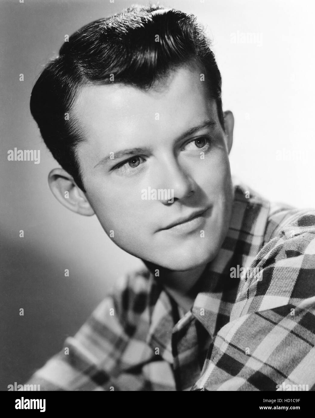 Lon McCallister, Fox portrait, circa 1944. TM & copyright ©20th Century ...