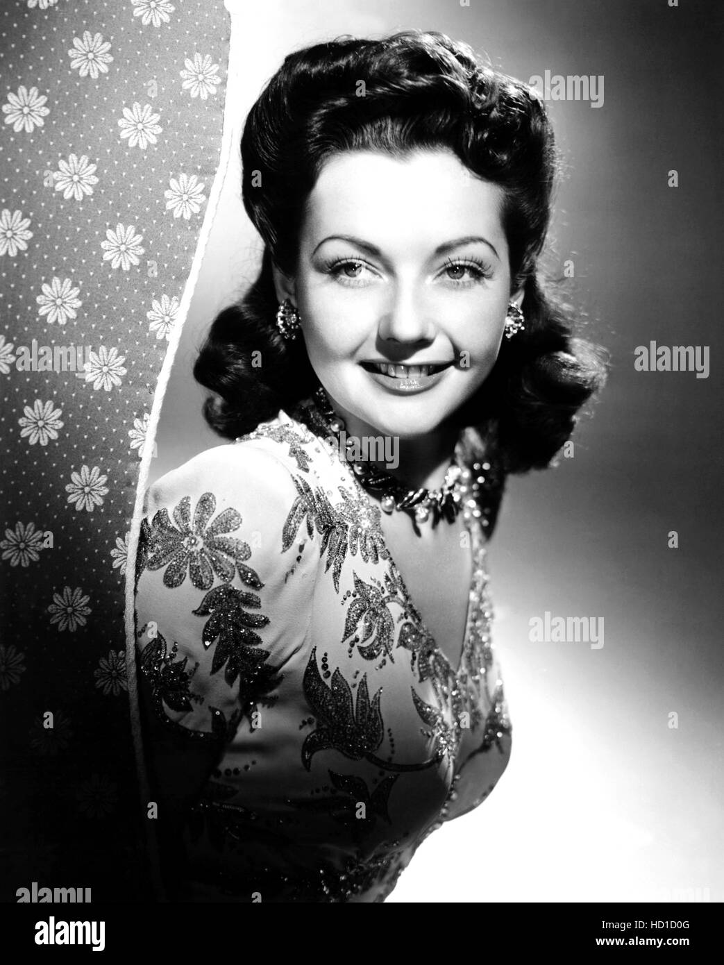 Lynn Bari, ca. early 1940s Stock Photo - Alamy