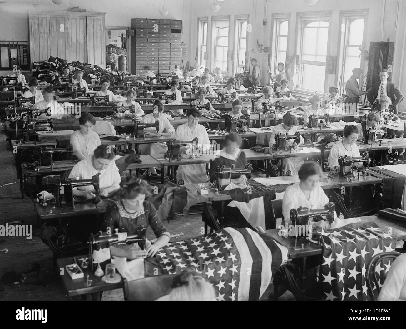 Flag of usa factory hi-res stock photography and images - Alamy