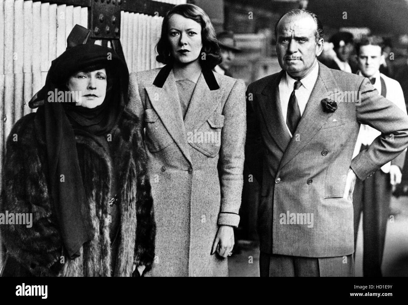From left: Fannie Ward, Mr. and Mrs. Douglas Fairbanks, Sr., (Sylvia ...