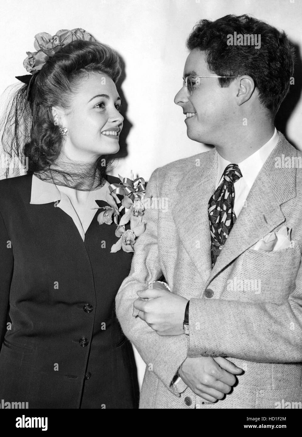 Donna Reed with husband William Tuttle after their wedding in Hollywood ...