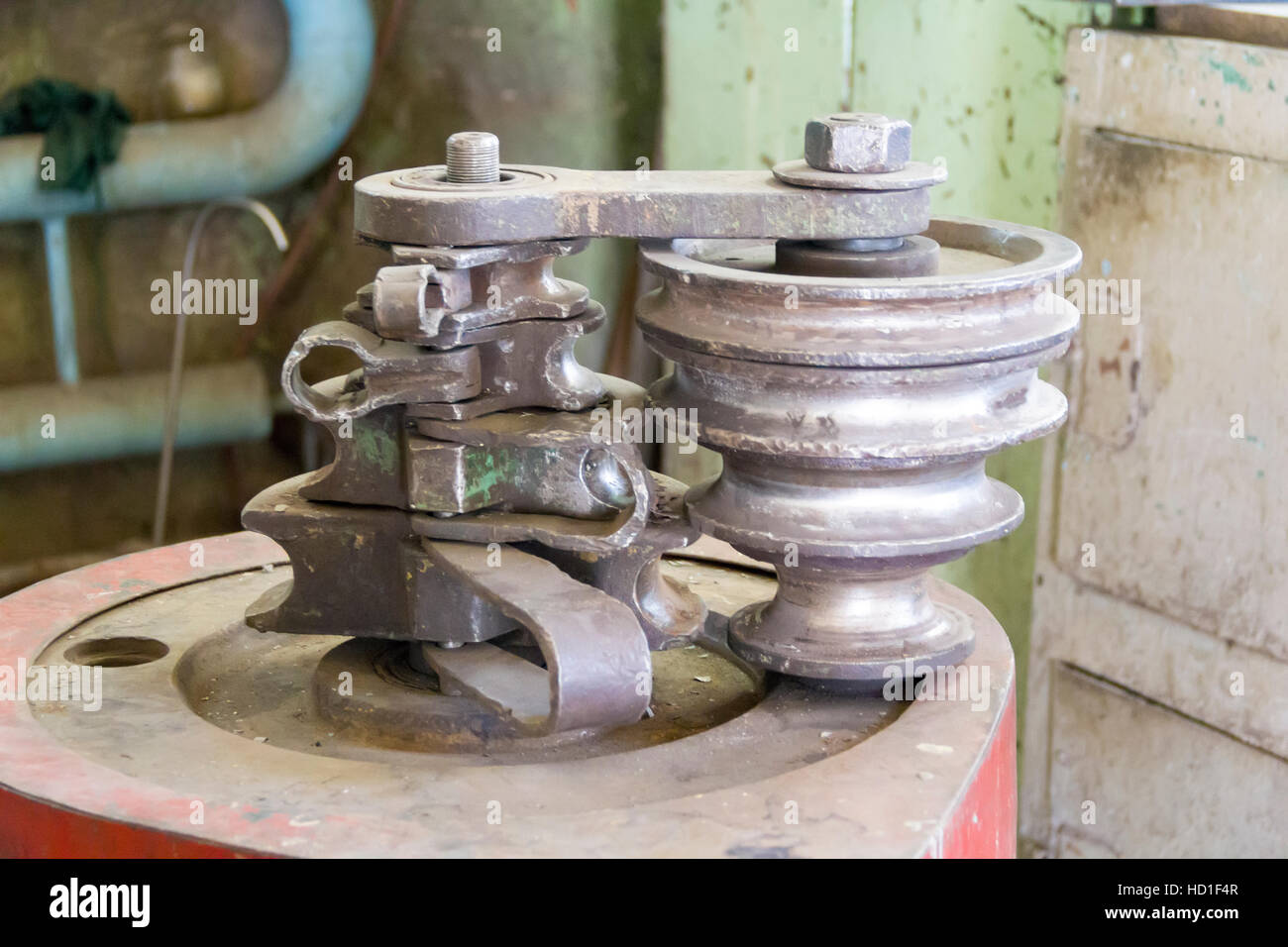 Old engineering tools hi-res stock photography and images - Alamy