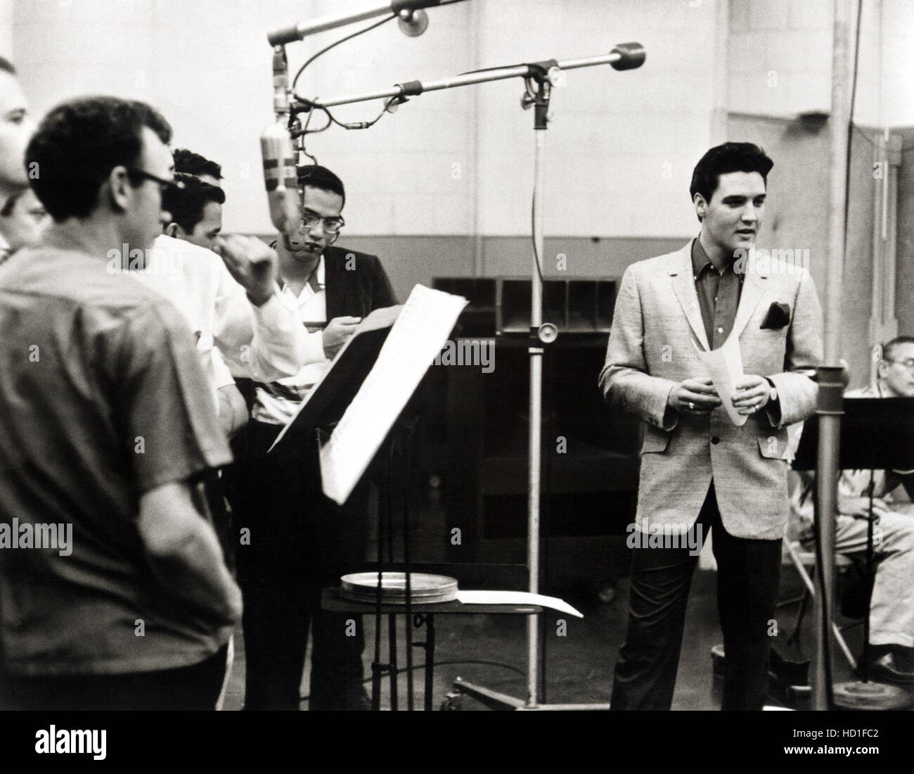 Elvis Presley in the recording studio Stock Photo - Alamy