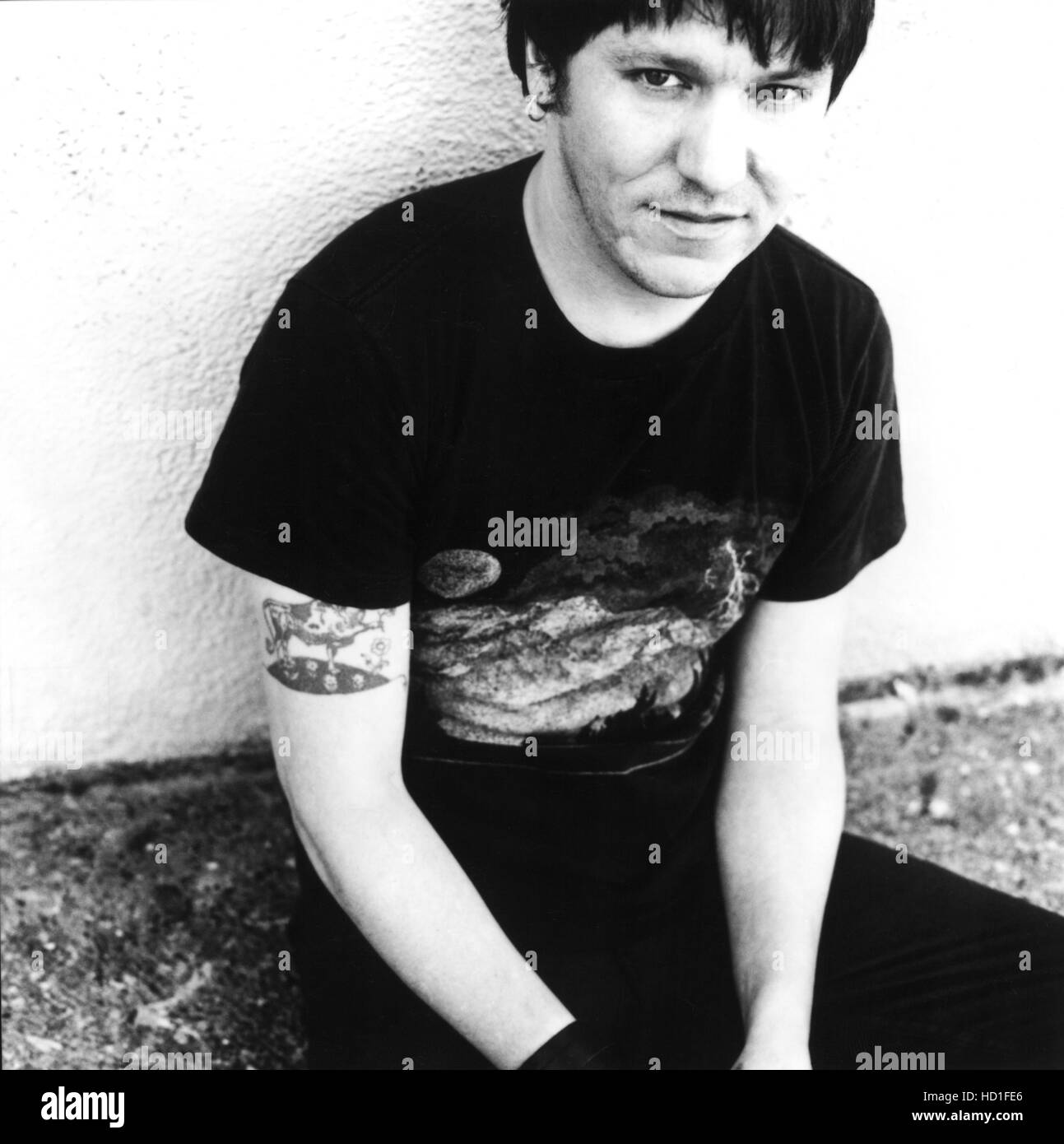 ELLIOTT SMITH, portrait, 2000. (c)DreamWorks Records. Courtesy: Everett ...