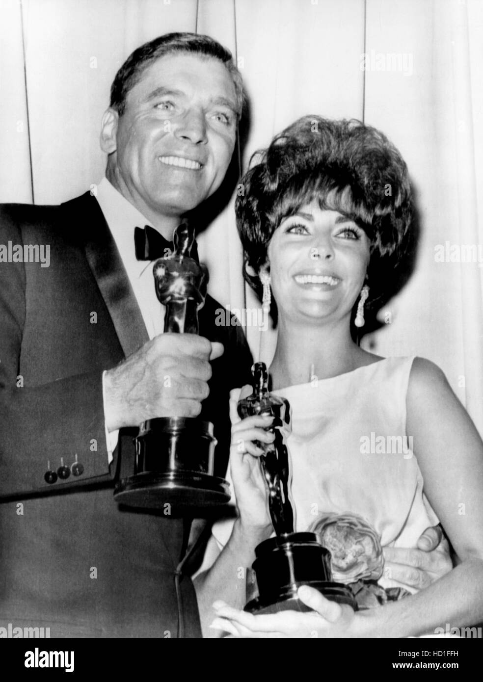 From left, Burt Lancaster, (Best Actor, ELMER GANTRY), and Elizabeth ...